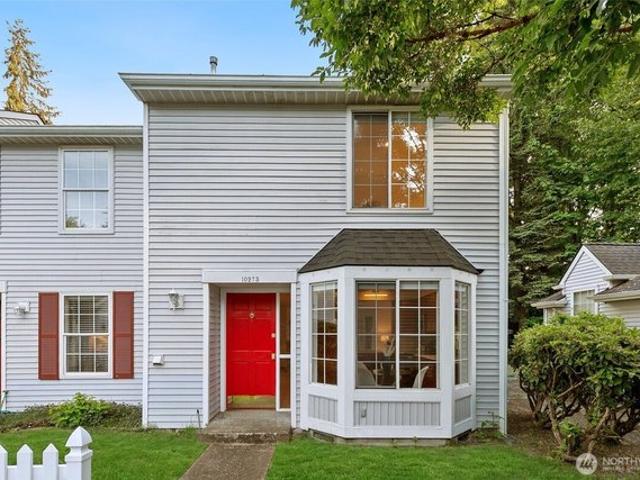 10273 NE 129th Ln, Kirkland, WA 98034