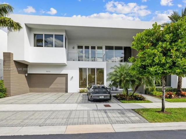 10273 NW 74th Terrace, Doral, FL 33178