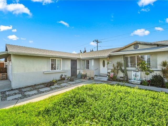 10271 Garrett Rd, Stanton, CA 90680