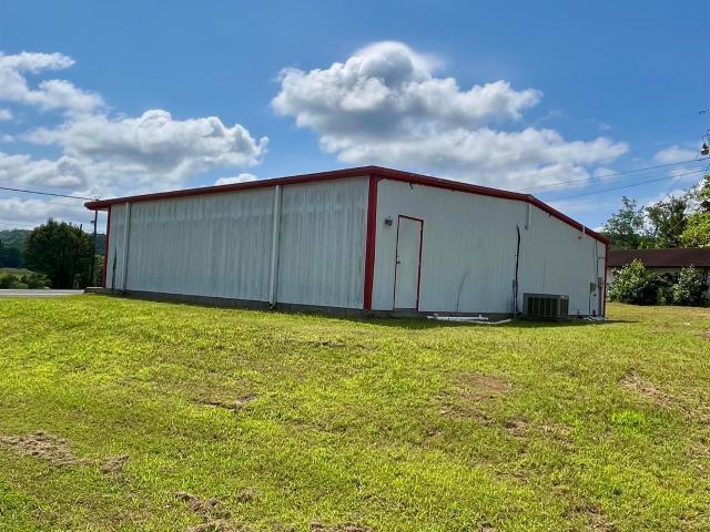10272 Hwy 16 Shirley