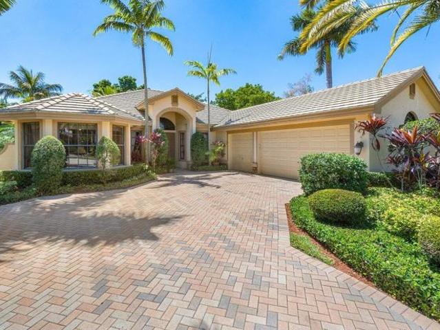 10279 Trianon Pl, Wellington, FL 33449