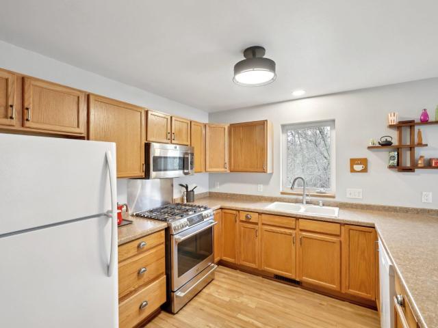 1027 Melvin Court