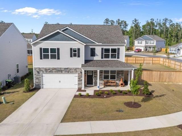 1027 Minnette Cir, New Bern, NC 28562