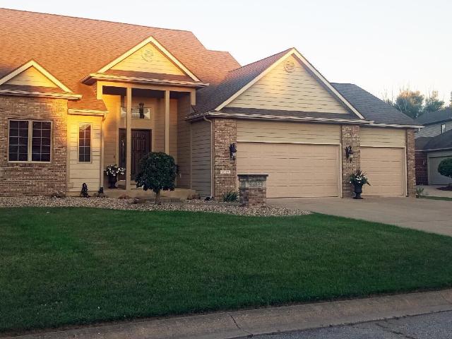 1027 Blackthorn Cove