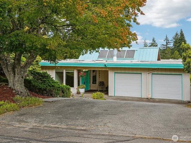 1027 Crestwood Ln, Fircrest, WA 98466
