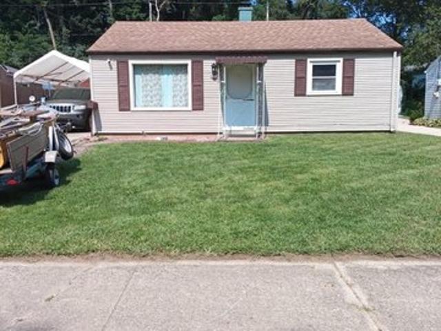 1027 E Chippewa Ave, South Bend, IN 46614