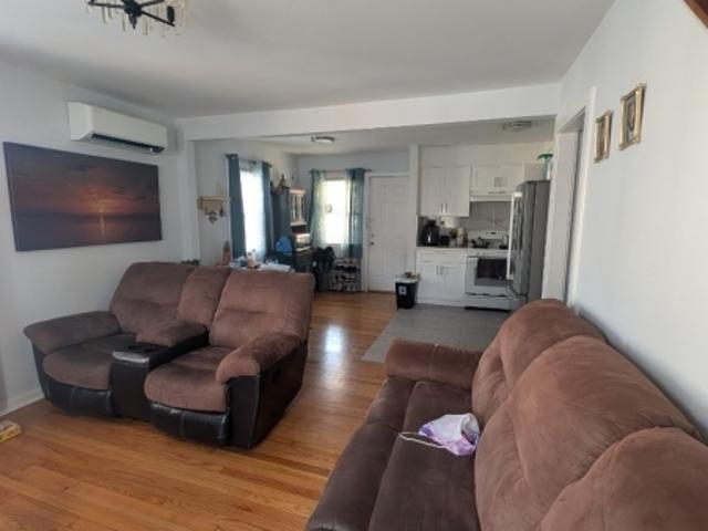 1027 Stanton Ave