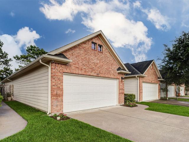 1027 Sweet Pine Drive