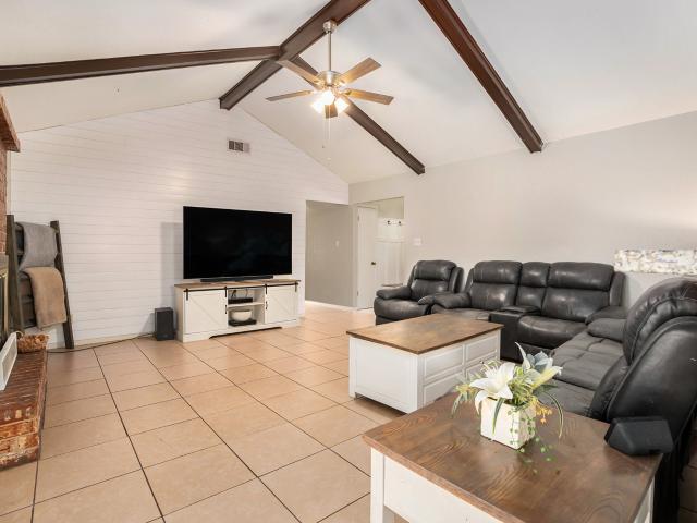 1027 Sycamore St, La Marque, TX 77568 | MLS #20439 | Compass