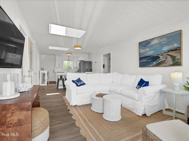 1027 S Shore Drive