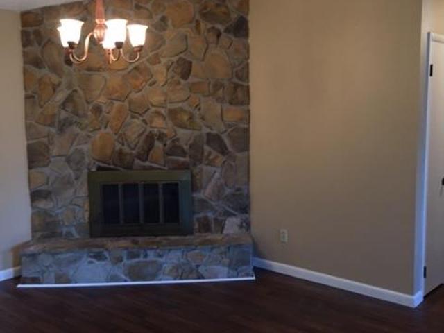 1027 Sharpsburg Drive