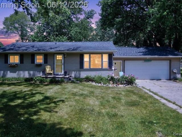 1027 Valley Dr, Indianfields Township, MI 48723