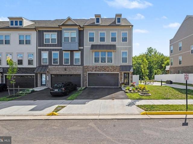 1027 Venifena Ter SE, Leesburg, VA 20175