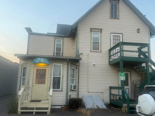 1027 Wyoming Avenue