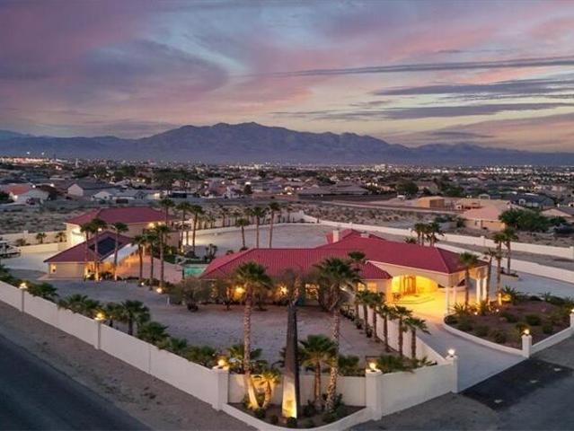 10280 W La Mancha Avenue, Las Vegas, NV 89149
