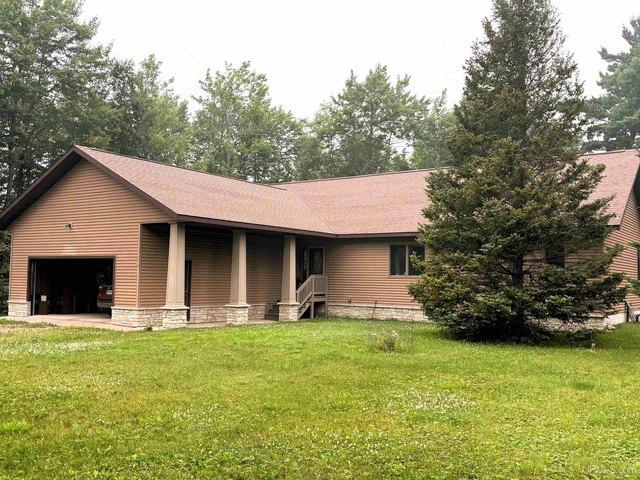 10282 East Rd, Republic, MI 49879