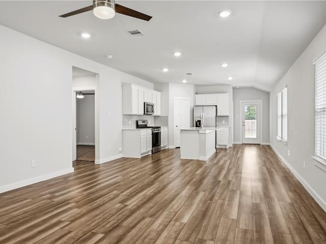1028 Amistad Loop