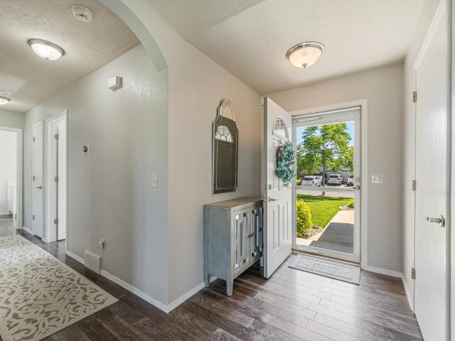 1028 durham lane