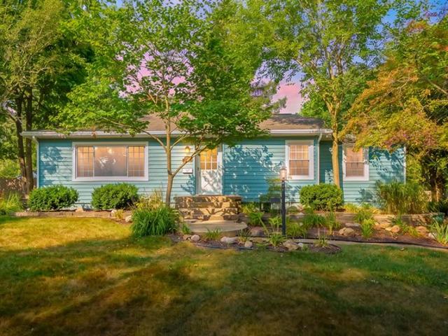 1028 Ferndale Ave, Kalamazoo, MI 49001
