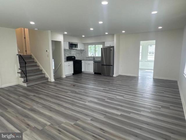 1028 Hartmont Road