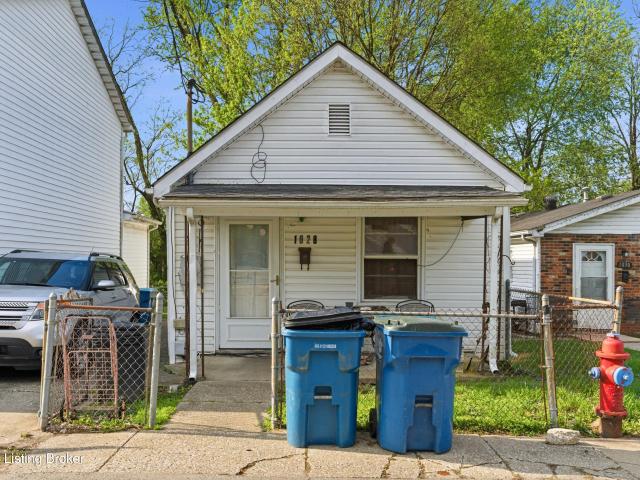1028 High St