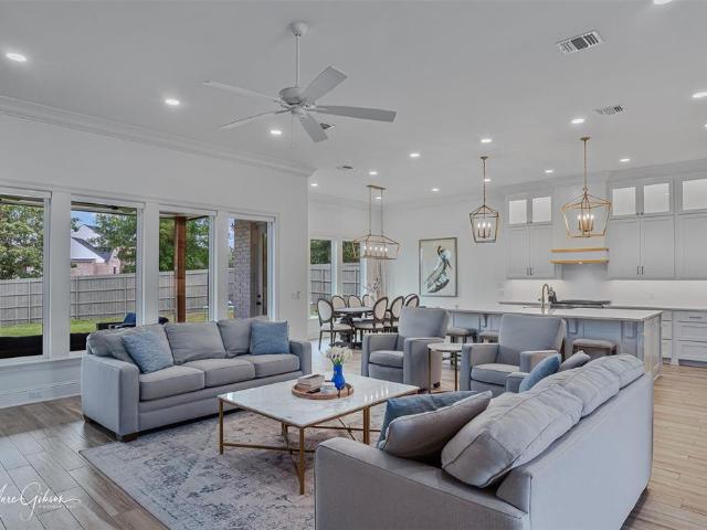 1028 Horizon Hill Drive