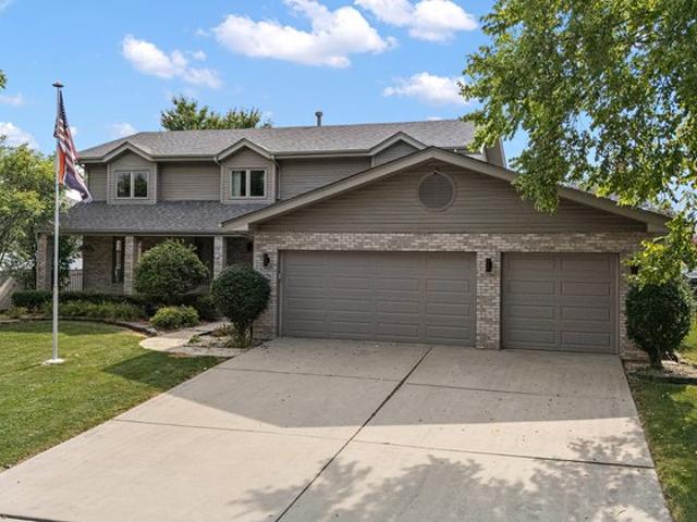1028 Kylemore Ct, Lockport, IL 60441