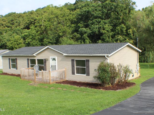 1028 Pleasant Drive