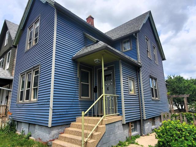 1028 S 32nd St