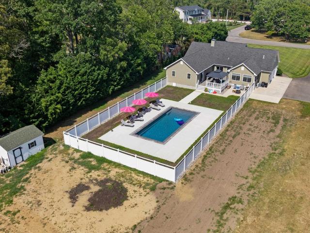 1028 Shunpike Road