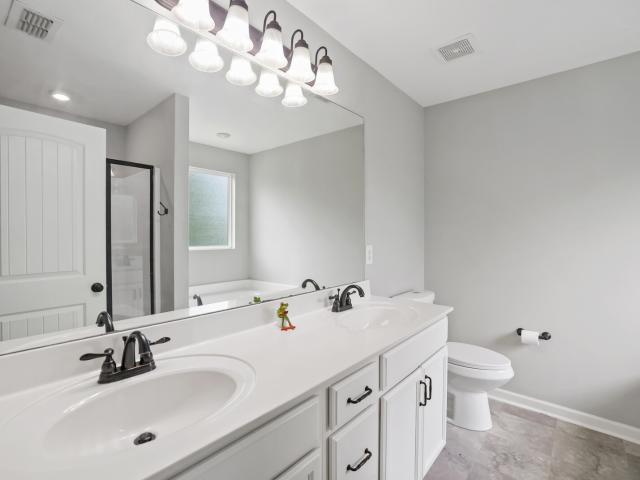 1028 Solomon Ln