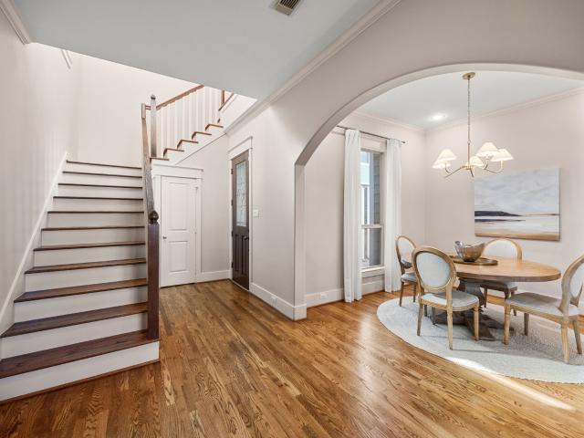 1028 W 16th Street