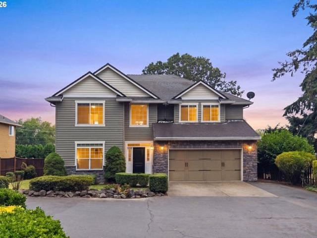 10290 SW Homestead Ln, Beaverton, OR 97008