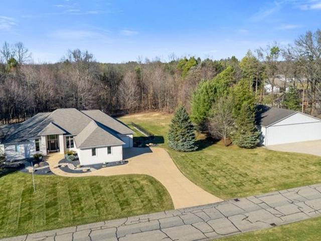 10292 Skyview Dr, Kalamazoo, MI 49009