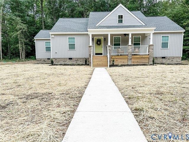 10295 Ashcake Rd, Ashland, VA 23005