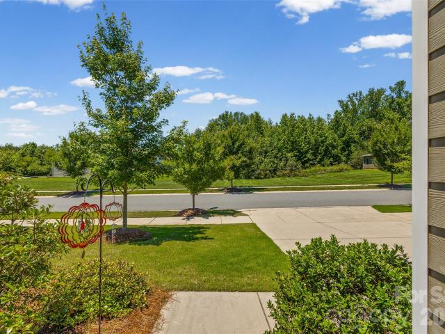 10295 October Glory Way