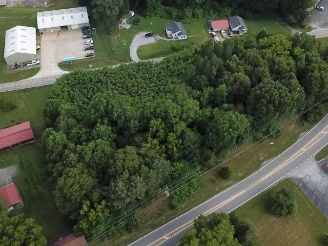 1029 N Hist Highway 441