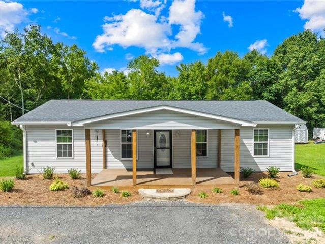 1029 Alexis High Shoals Rd, Dallas, NC 28034