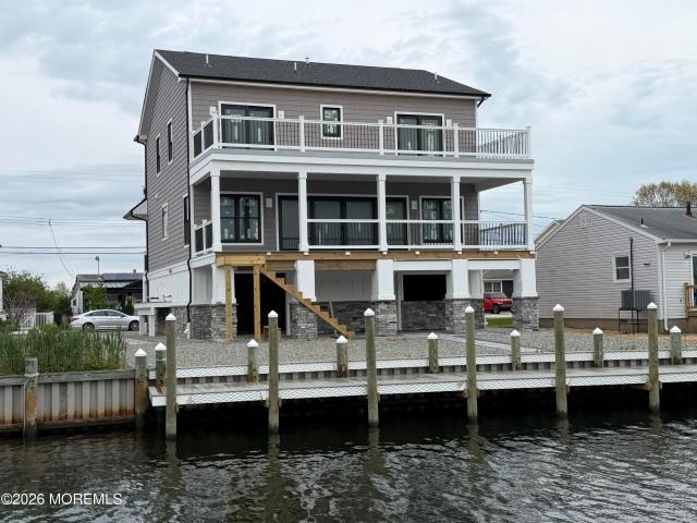 1029 Bowsprit Point