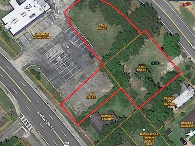 1029 Broad St, Thomasville, GA 31792