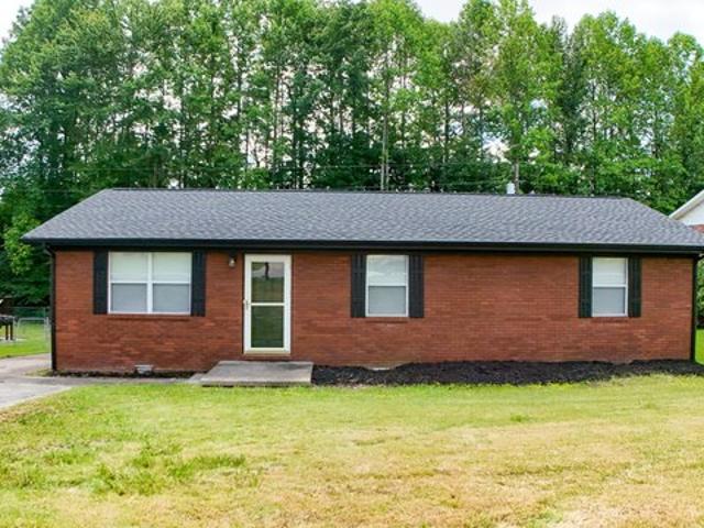 1029 Cardinal Dr, Corbin, KY 40701