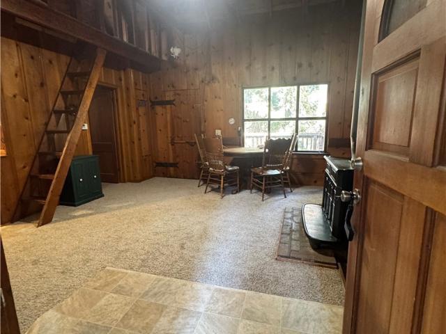 1029 Coulter Pine Road