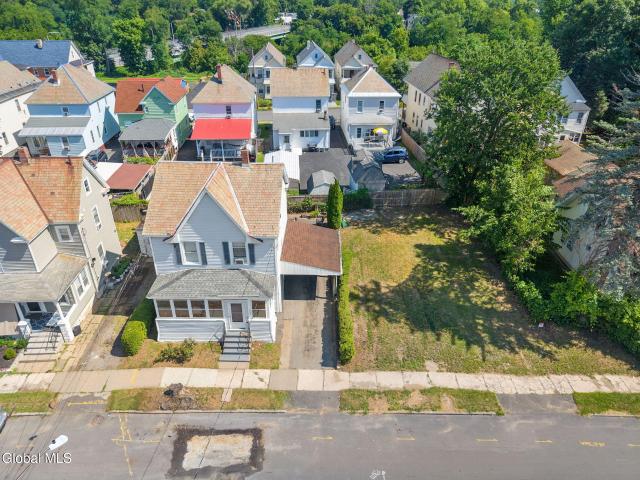 1029 Forest Road