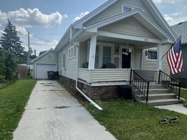 1029 Geele Ave, Sheboygan, WI 53083