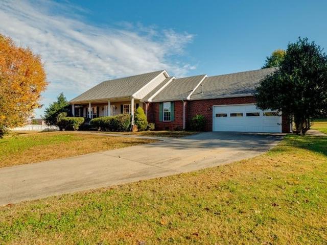 1029 Haggard Dr, Clarksville, TN 37043