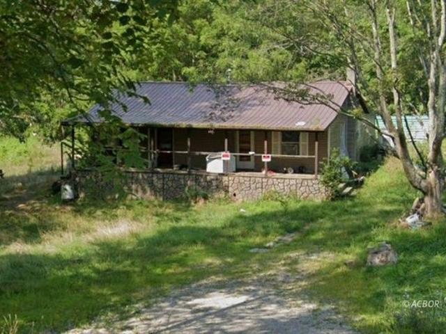1029 Keystone Rd, Vinton, OH 45686