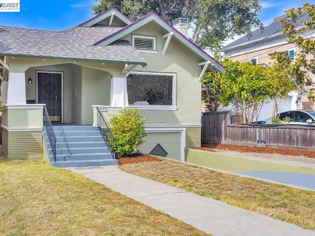 1029 Lincoln Ave