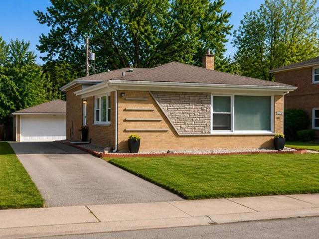 1029 Riverview Dr, South Holland, IL 60473