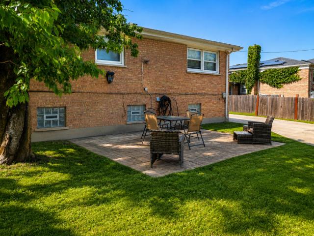 1029 Riverview Drive