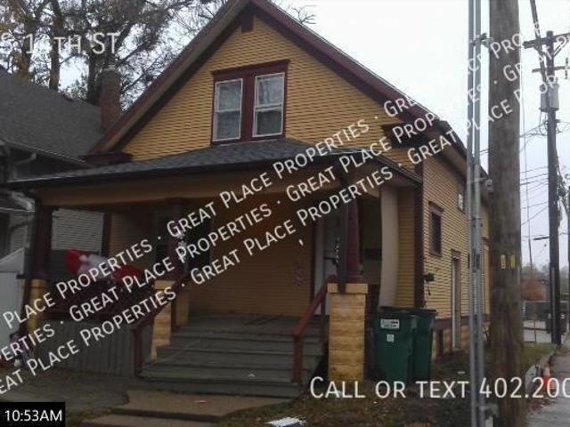 1029 S 14th ST, 3 beds, 2 full baths